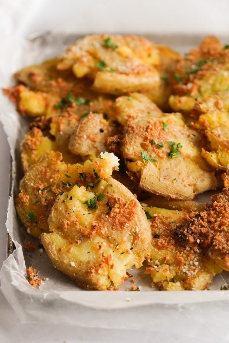 Garlic Parmesan Smashed Potatoes (with Baby Potatoes) - Wellness by Kay