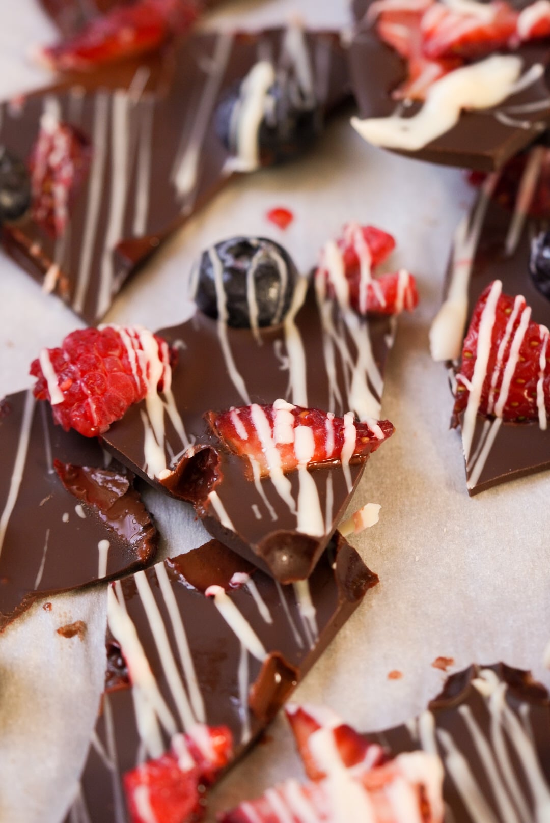 Easy Dark Chocolate Berry Bark - Wellness by Kay