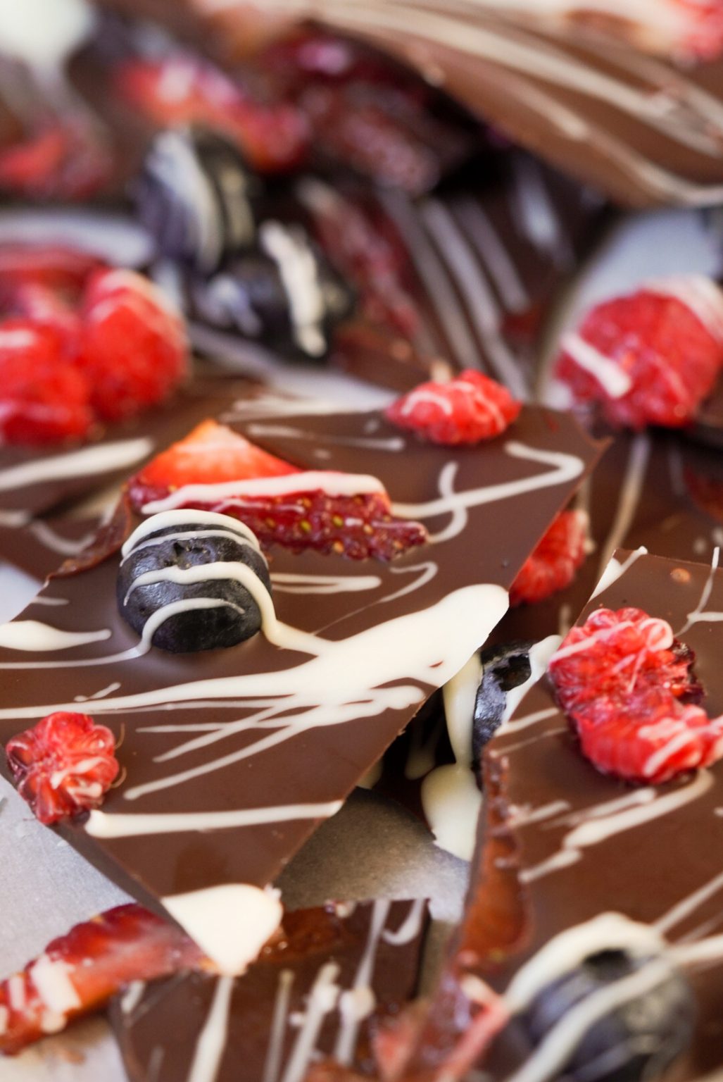 Easy Dark Chocolate Berry Bark - Wellness by Kay