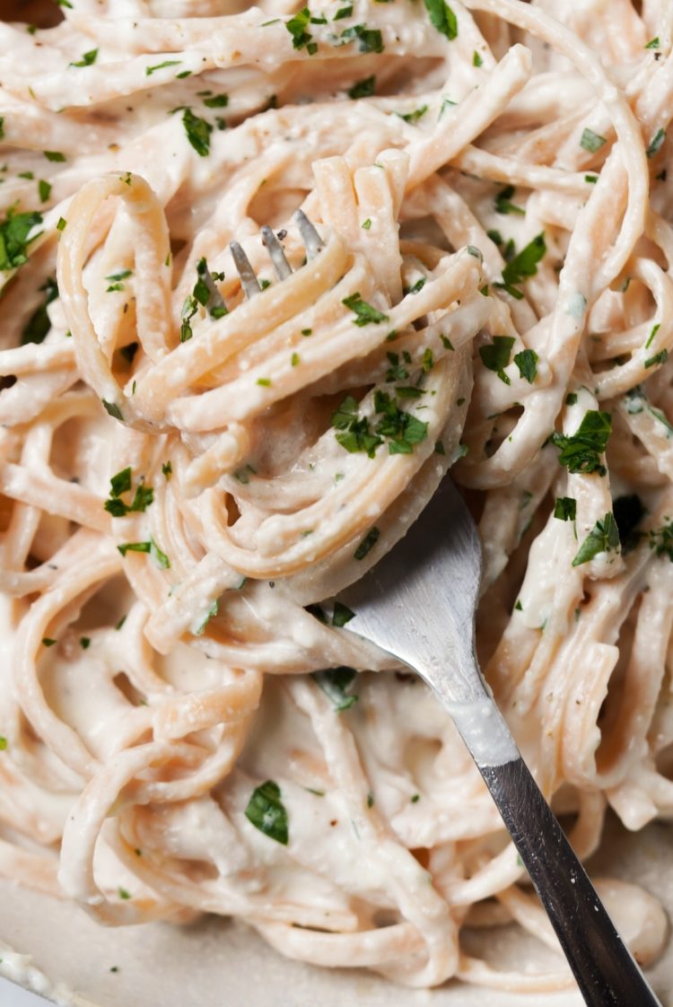 Creamy Greek Yogurt Alfredo Pasta Sauce (High Protein!) - Wellness by Kay