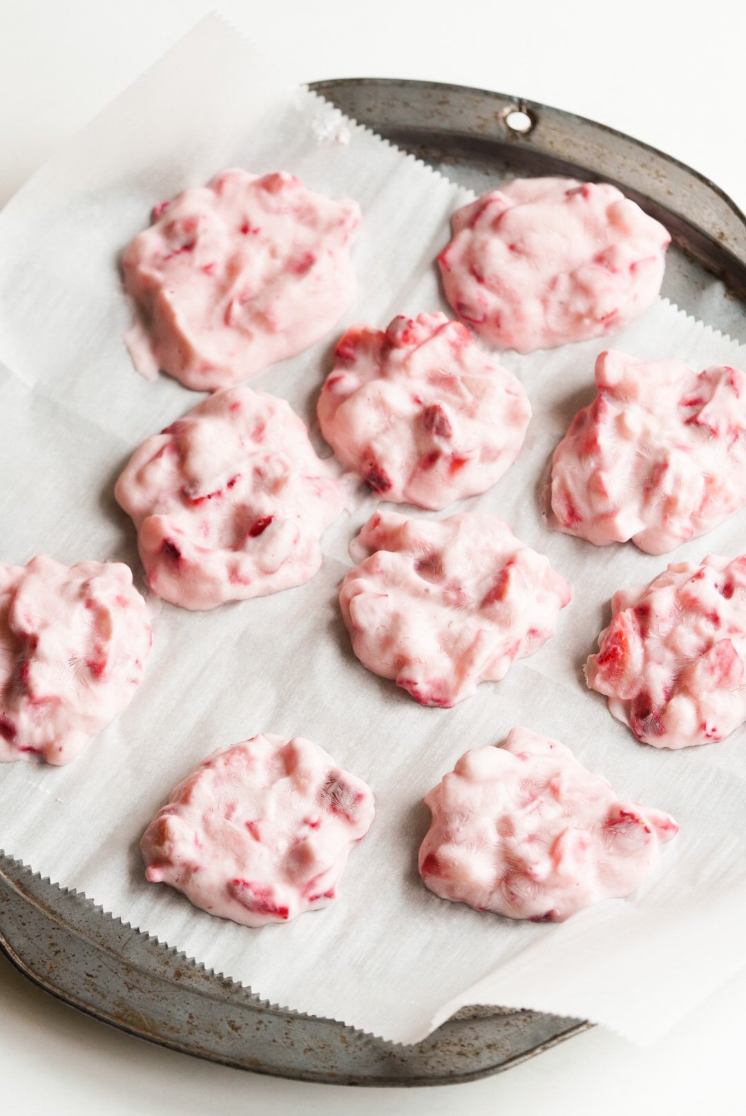 Chocolate Strawberry Yogurt Clusters (Viral Recipe!) - Wellness by Kay