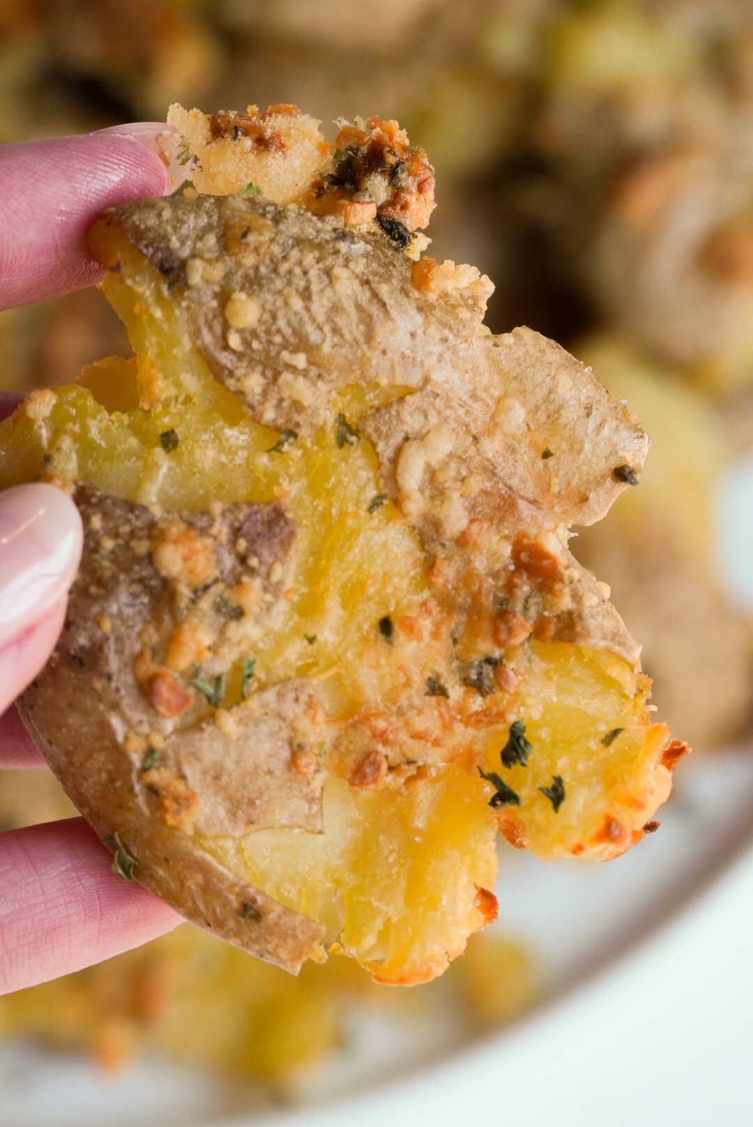 Garlic Parmesan Smashed Potatoes (with Baby Potatoes) - Wellness by Kay